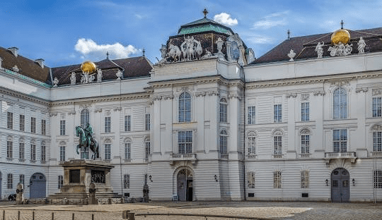 Weekend in Vienna Itinerary: A Perfect 2-Day Guide - SabiAbuja