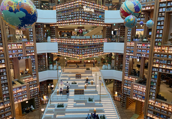10 Most Beautiful Libraries to Visit Around the World - SabiAbuja